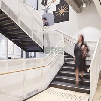 WeWork Hareza 池袋│シェアオフィス│世界最大手*【CBRE】